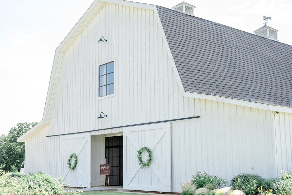 Morgan Creek Barn Wedding | Haley & Jeff - Catie Ann Photography